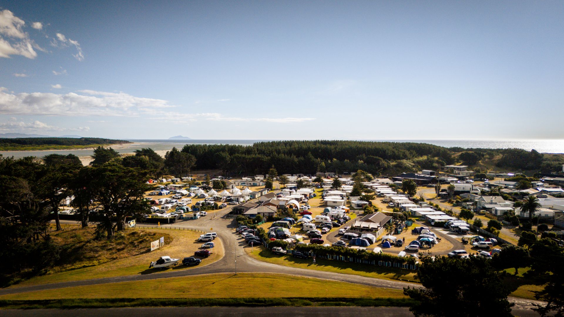 Foxton Beach Holiday Park